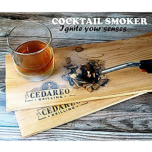 Grilling Planks Set - 8 Natural 100% Cedar Boards, Amazing Cedar Aroma, For Salmon, Shrimp, Fish, Vegetables, Apple Chips For Smoking, Cocktail Drinks, & Non-BPA Spray Bottle, Gift Set For BBQ Master
