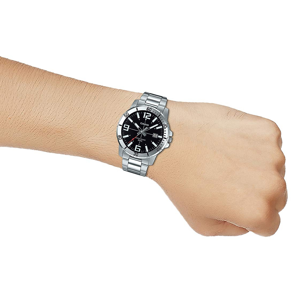 Casio MTP-VD01D-1BV Men's Enticer Stainless Steel Black Dial Casual Analog Sporty Watch, Silver, 48×42×10.7mm, Quartz Movement