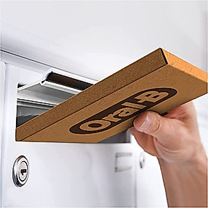 Oral-B CrossAction Toothbrush Head Black, CleanMaximiser Technology, 10 Counts, Mailbox Sized Pack, 7 g