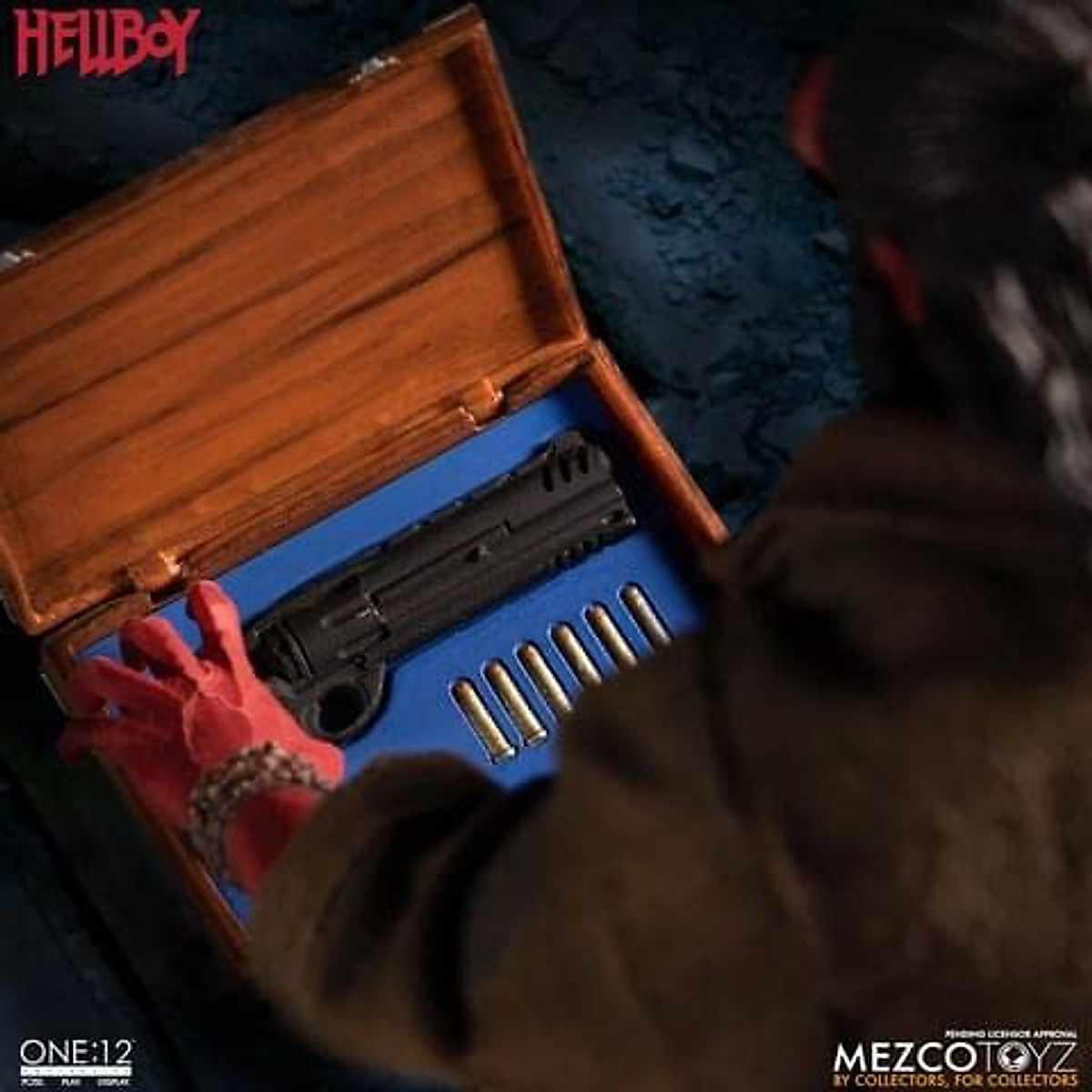 Mezco Hellboy One:12 Action Figure Hellboy 2019