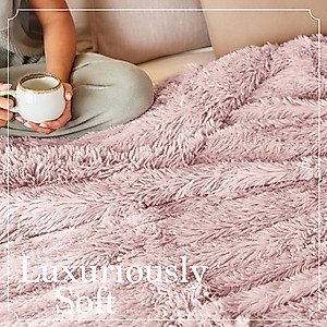 The Connecticut Home Co Bedding Blanket, King 108x90, Soft Plush Shag and Sherpa, Warm Throws for Bed, Gift for Women, Bedroom Luxury Home Decor Accent Blankets for Couch Sofa Chair, Dusty Rose