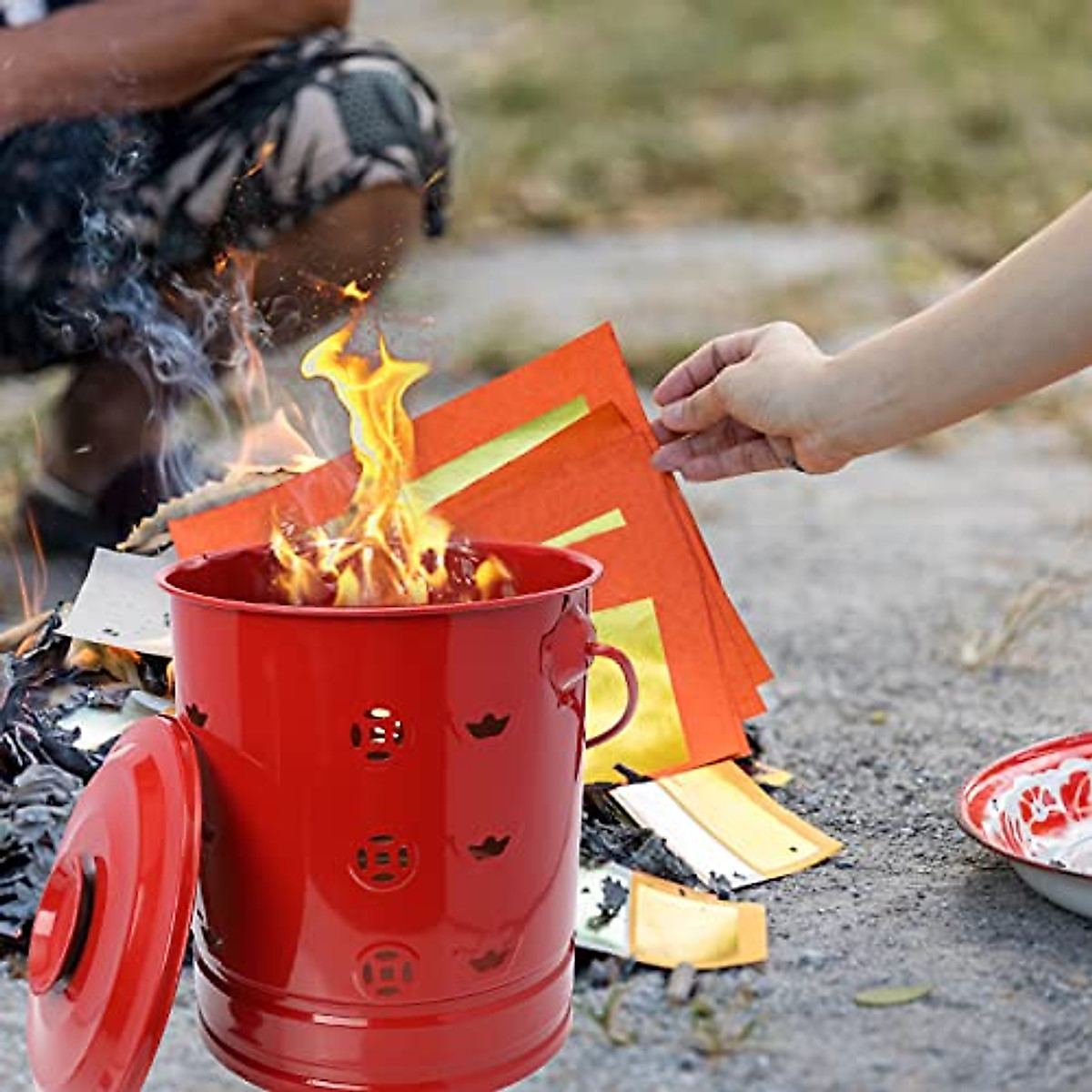 DOITOOL Rest Cloud Money Burning Pot with Hook Burn Incinerator Cage Pit Enamel Garden Cage Enamel Burner Bucket for Garden Leaf Trash Wood Backyard Bonfire Red Tabletop Fireplace