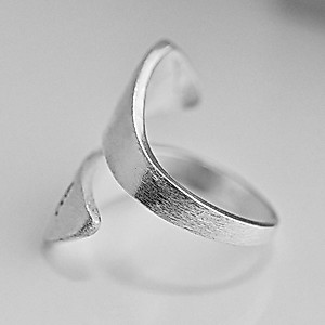 Mountain and Trees Cute Wrap Rings for Women Finger Band Statement Vintage Silver Plated Middle Tail Ring Wide Hypoallergenic Expandable Adjustable Cute Engagement Promise Dainty Mother Gifts Birthday