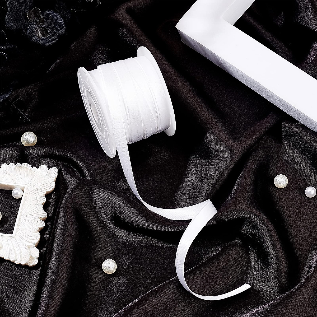 BENECREAT 13.5 Yard Satin Bias Tape 3/8 Inch Double Fold Satin Binding Bias Ribbon for Cheongsam Decoration, Clothing Seaming Piping, White