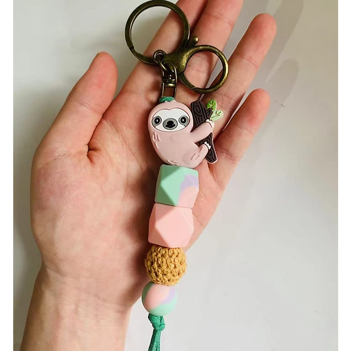 Lemua Sloth Key Chain for Women Cute Sloth Keychain Chunky Keychain Backpack Accessories Silicon Bead Key Chains for Car Keys Purse Jewelry Party Favors