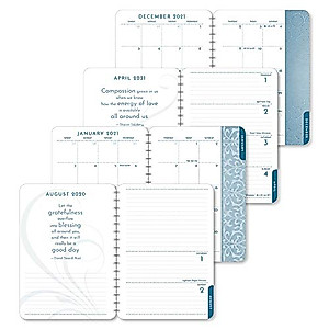A Year of Mindful Living 2021 On-the-Go Weekly Planner: 17-Month Calendar with Pocket (Aug 2020 - Dec 2021, 5" x 7" closed)