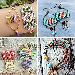 OUTUXED 7200pcs 4mm Glass Seed Beads for Bracelets Making Kit 300pcs Alphabet Letter Beads for Jewelry Making and Crafts with Elastic String Cords, Tweezers and Accessories DIY Material