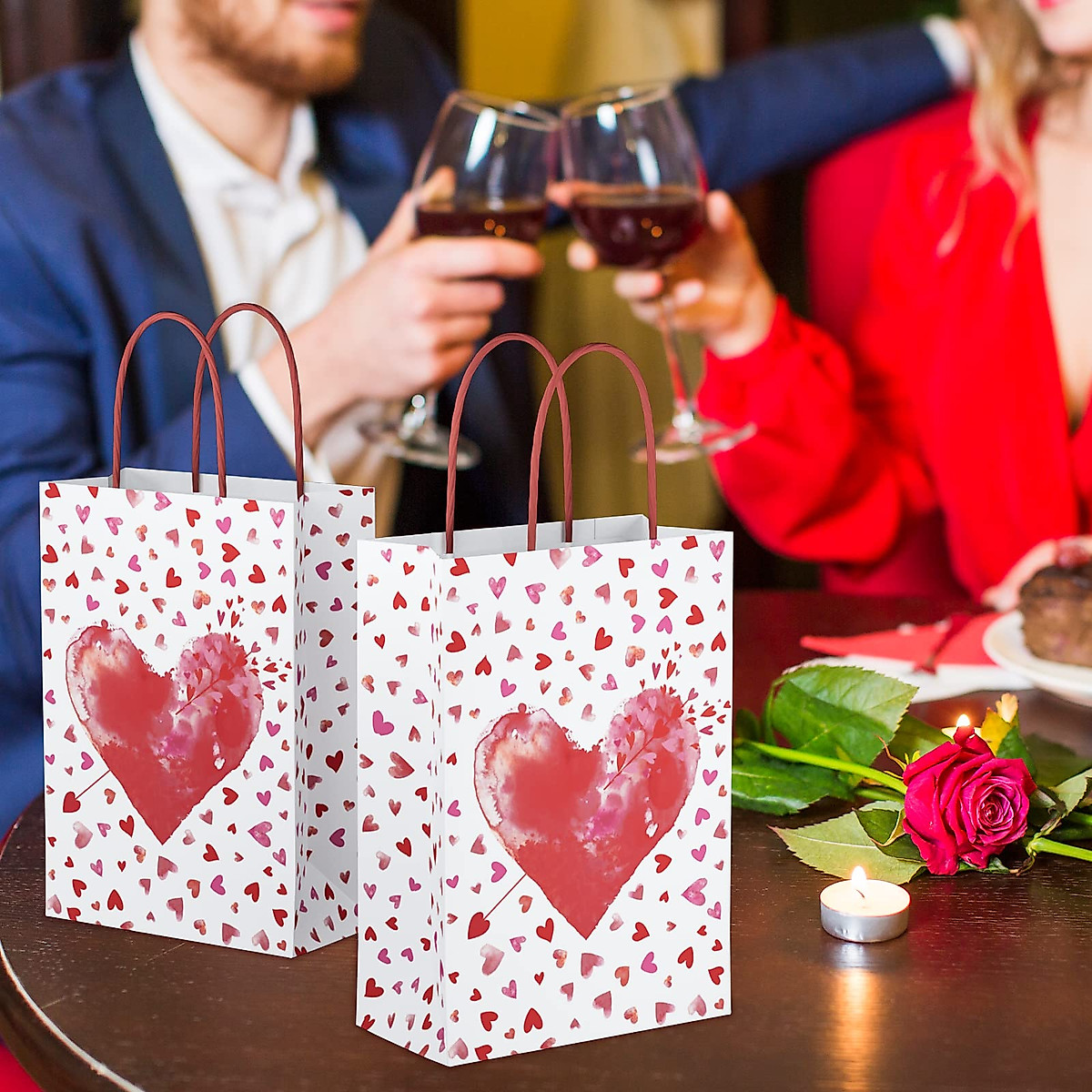 ECOHOLA Cupids Bow Kraft Paper Gift Bags with handles for Valentine's Day, Weddings, School Classrooms Exchange Party Pack of 24 Pieces, 9"x6.3"x3.2"