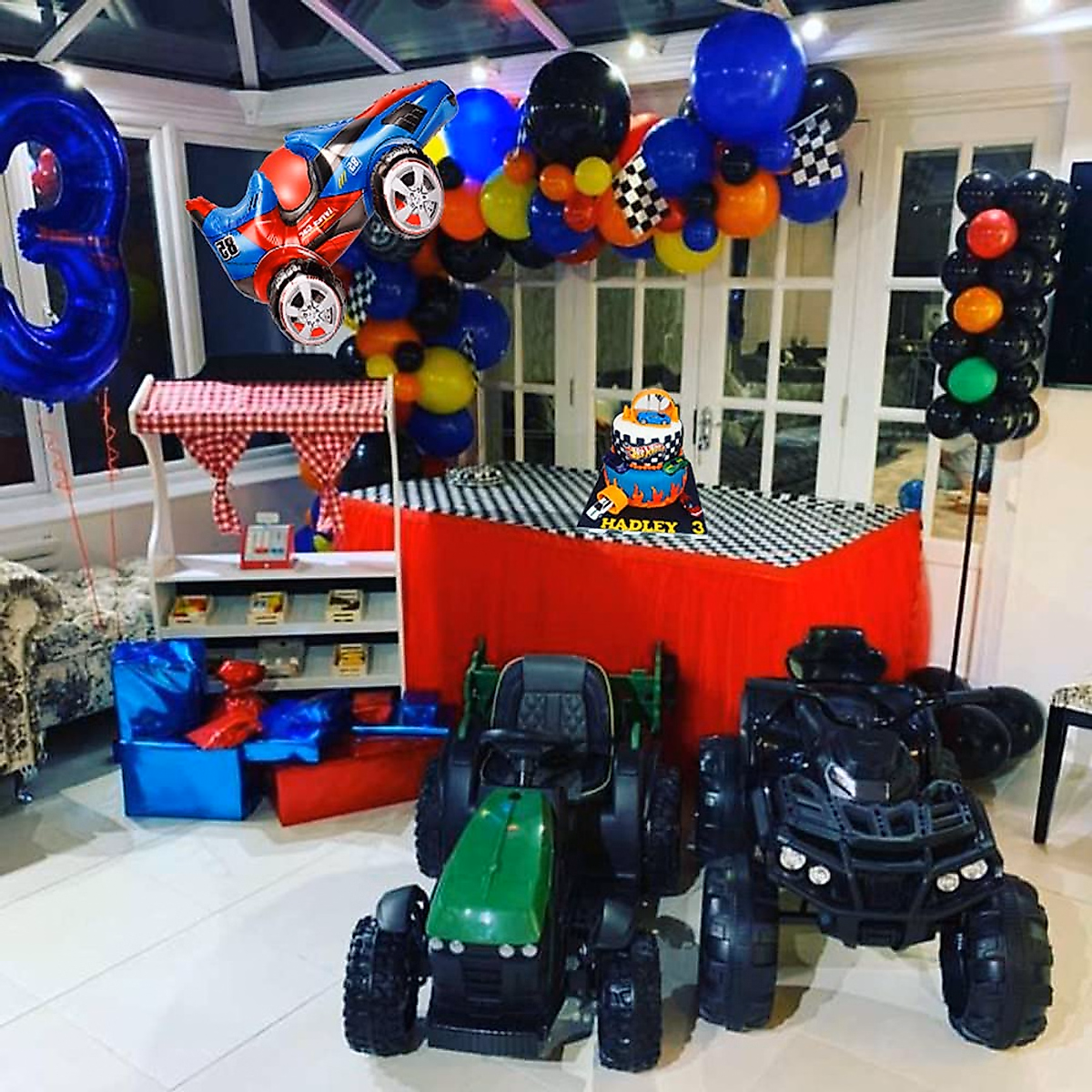 YNOU 121 Pcs Racing Car Balloons Arch Garland Kit Decorations, Race Car Foil Balloons Checker Flag for Monster Car Truck Party, Finish Line Race Car,Nascar Party Supplies