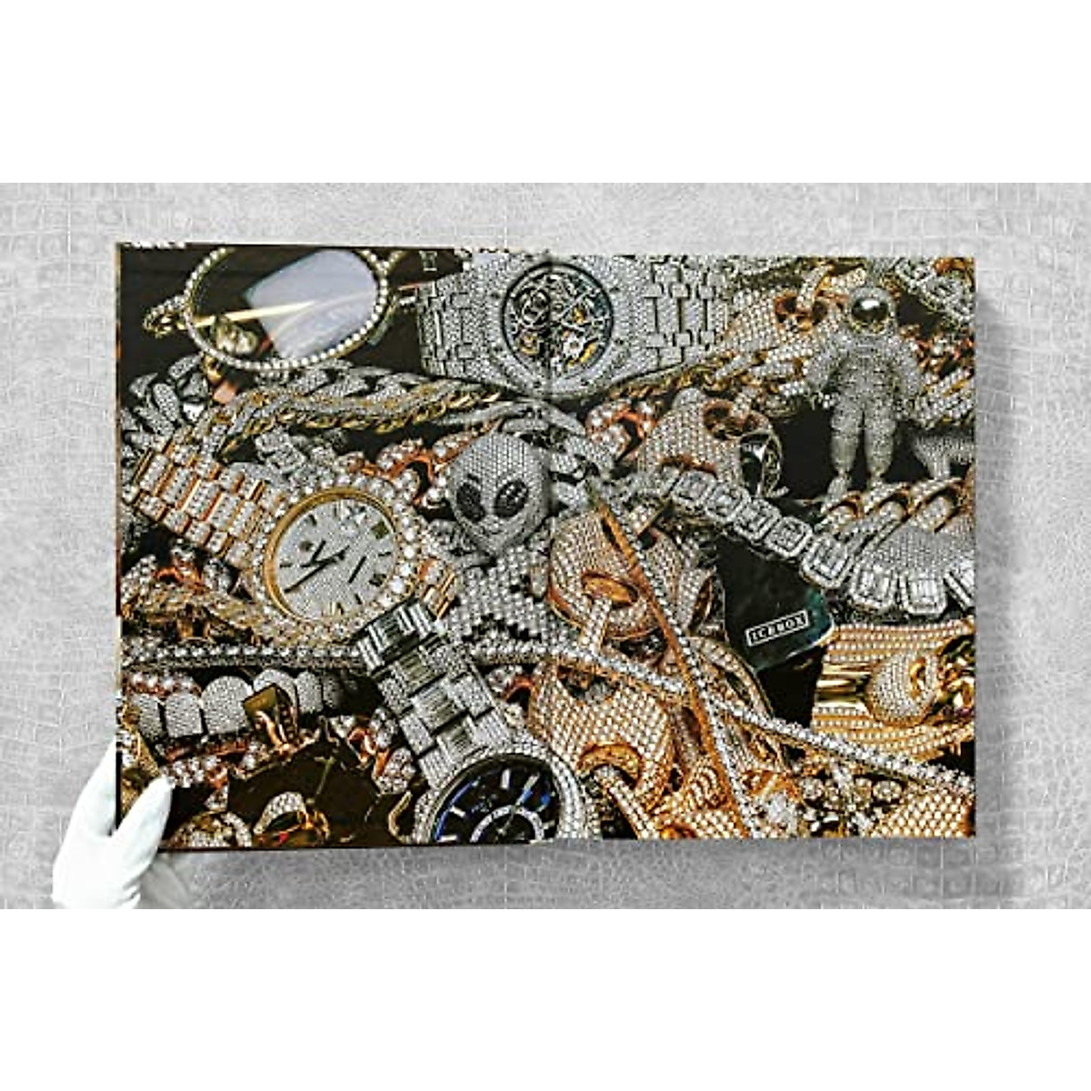 Ice Cold: A Hip-Hop Jewelry History