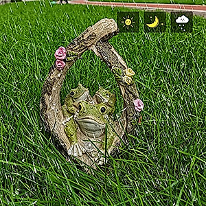 Garden Statue, Room Decor,Three Frogs Outdoor Decor, Solar Garden Sculpture Light with 7 LEDs for Patio, Lawn, Yard and Gardening Gifts