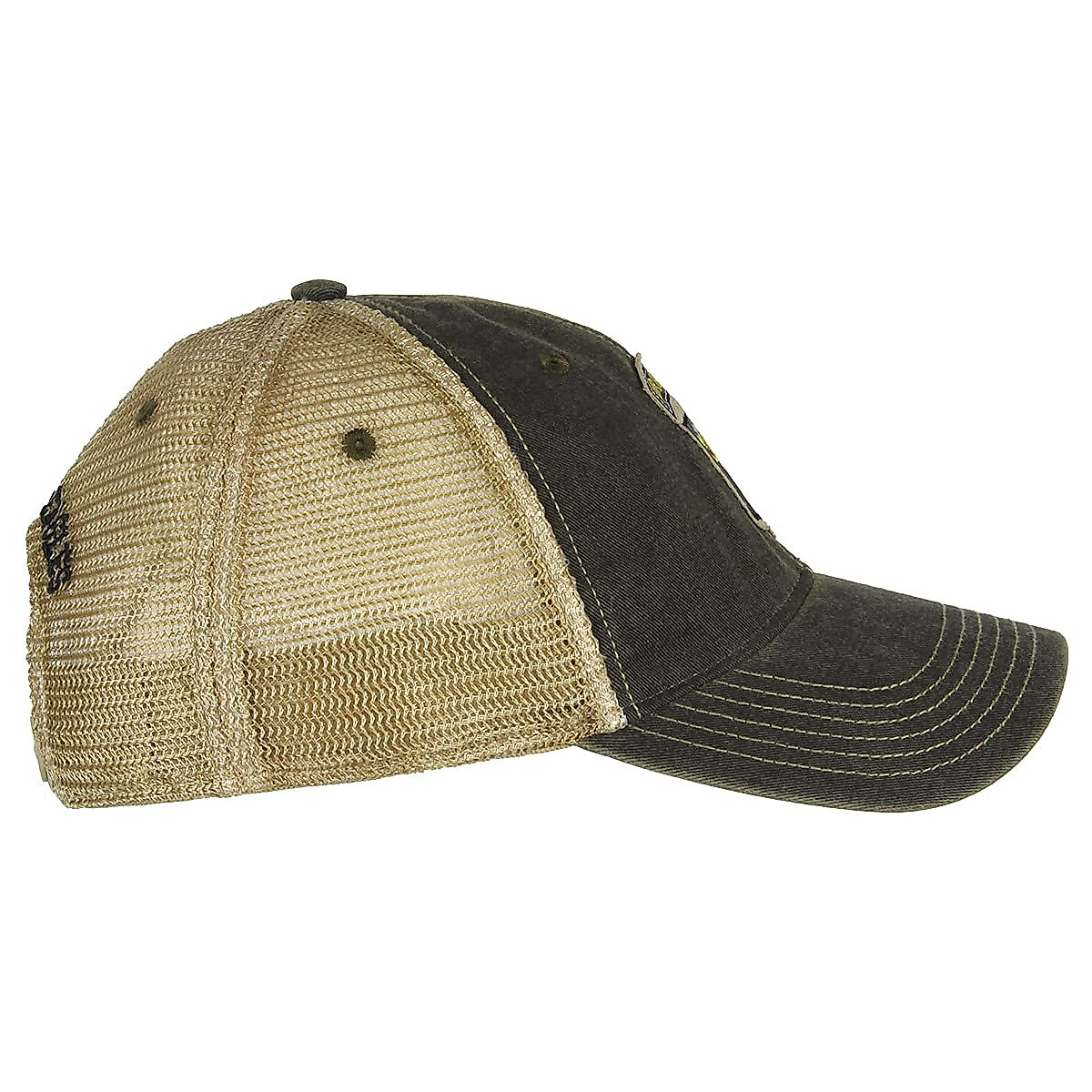 7.62 Design U.S. Army Vintage Trucker Hat (7.62 Design U.S. Army 101st Airborne Vintage Trucker Hat Black)