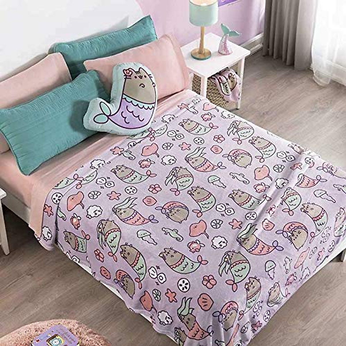 DreamPartyWorld,Pusheen The Cat Plush TRHOW Blanket Super Soft Fluffy Fleece Bedding Decoration Limited Edition,Purple