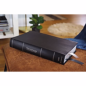 NIV, Thompson Chain-Reference Bible, Large Print, European Bonded Leather, Black, Thumb Indexed, Red Letter, Comfort Print