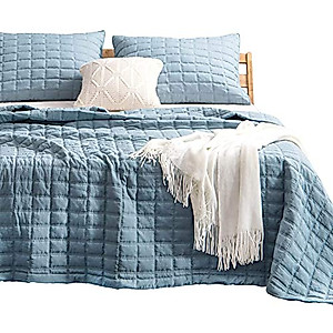 Kasentex Quilt-Bedding-Coverlet-Blanket-Set, Machine Washable, Ultra Soft, Lightweight, Stone-Washed, Detailed Stitching-Solid Color, Single/Twin + 2 Shams, Grey Blue