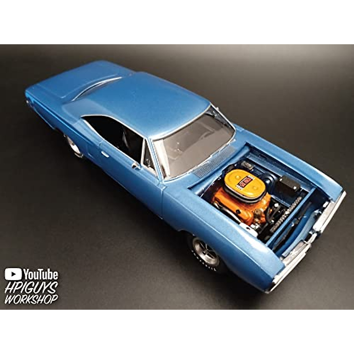 MPC 1970 Dodge Coronet Super Bee 1:25 Scale Model Kit