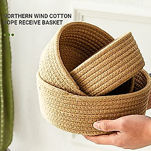 SLDHFE Small Woven Storage Cotton Rope Basket, Cute Round Mini Pink Montessori Tray Decorative Shallow Felt Baskets for Organizing Shelves Decor