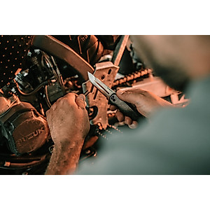 OUTDOOR EDGE RAZOR VX5 | Replaceable Blade EDC Flipper Folding Pocket Knife | 3" Blade, Ceramic Ball Bearings, Carbon Fiber Handle, Reversible Pocket Clip | Outdoor, Camping, Survival, Utility