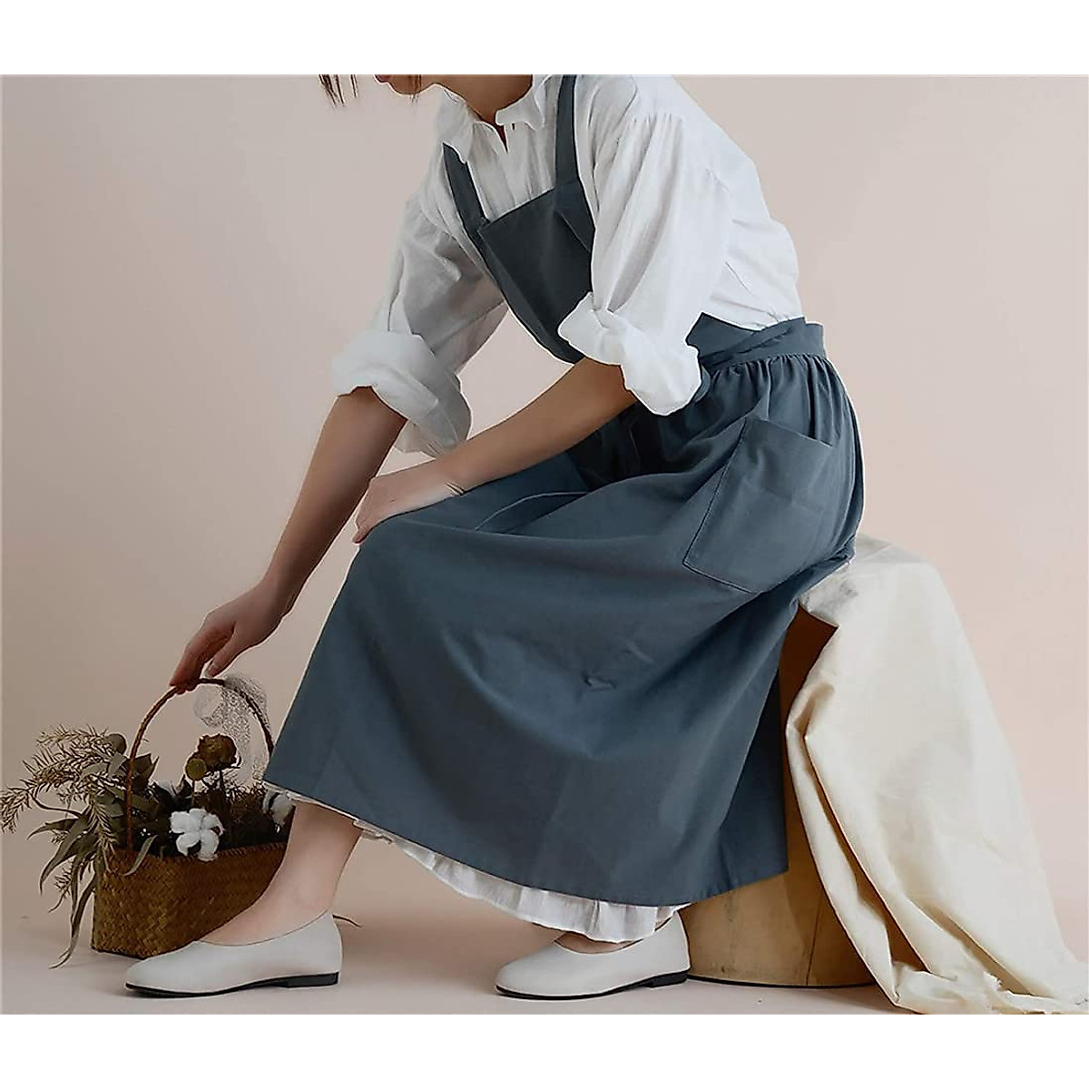 Achsoo Waterproof Women Florist Apron Gardening Coffee Shops Kitchen Apron for Cooking Baking Cleaning Restaurant Stylish Design Apron with Pockets (Blue-A)