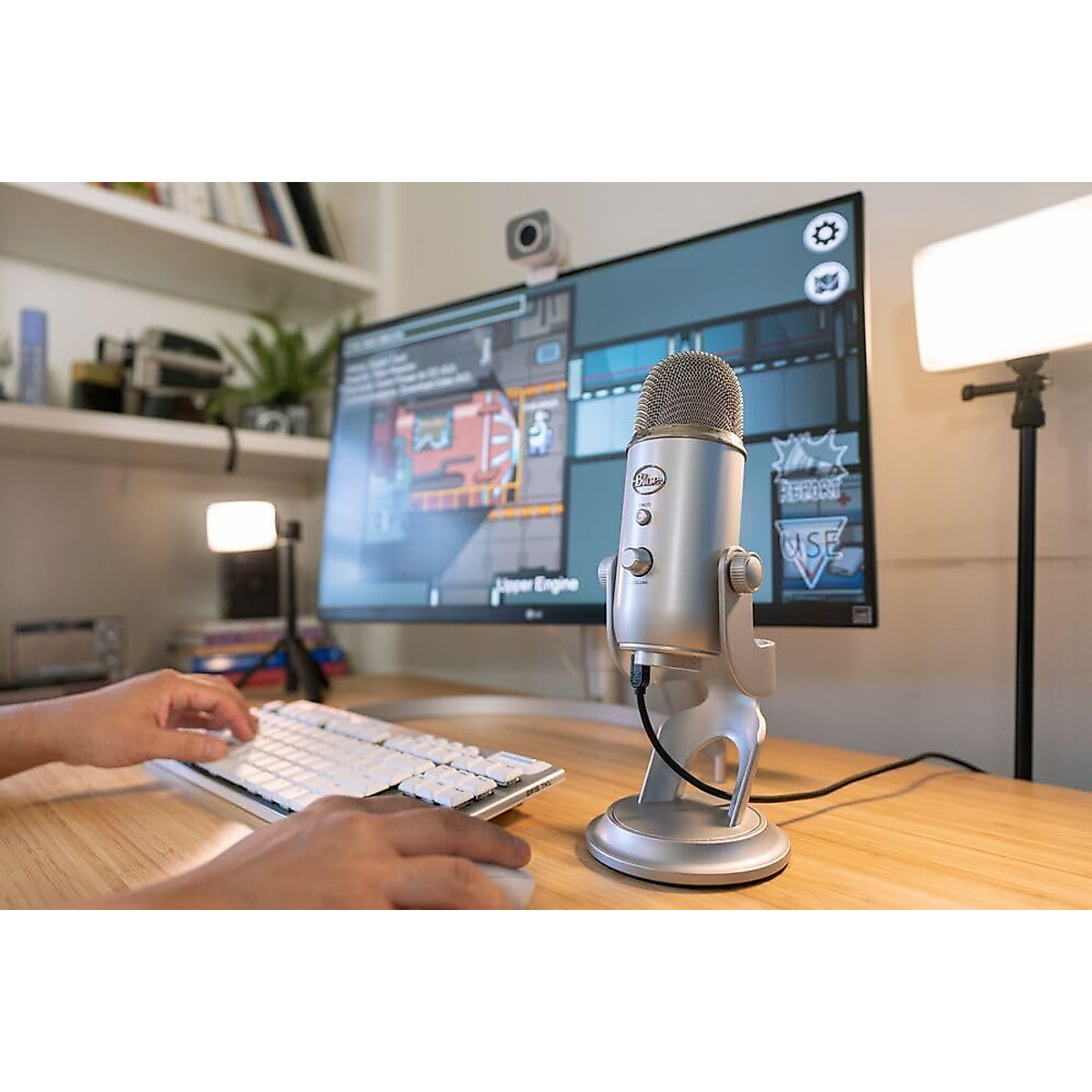 Blue Yeti Microphone (Silver) with Boom Arm Stand, Shock Mount and Pop Filter Bundle (4 Items),USB
