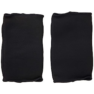 MUELLER Sports Medicine Multi-Sport Knee Pads, For Men and Women, Black, One Size Fits Most, 1 Pair