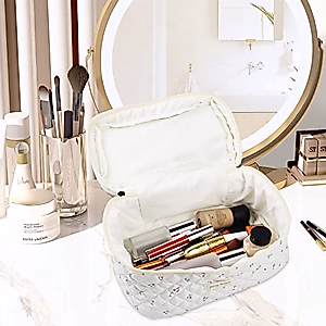 CAIYING Kawaii Coquette Makeup Bag Large Capacity Travel Cosmetic Bag Cotton Makeup Bag Quilted Cosmetic Pouch Coquette Aesthetic Floral Toiletry Bag