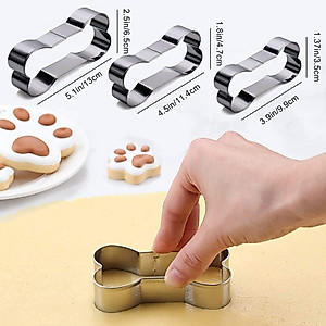 Set of 6，3Packs Silicone Molds Puppy Dog Paw & Bone Shaped and 3 Packs Stainless Steel Bone Cookie Cutter,for Homemade Treats and Cat Animal Paw Ice Candy Chocolate Baking Mold